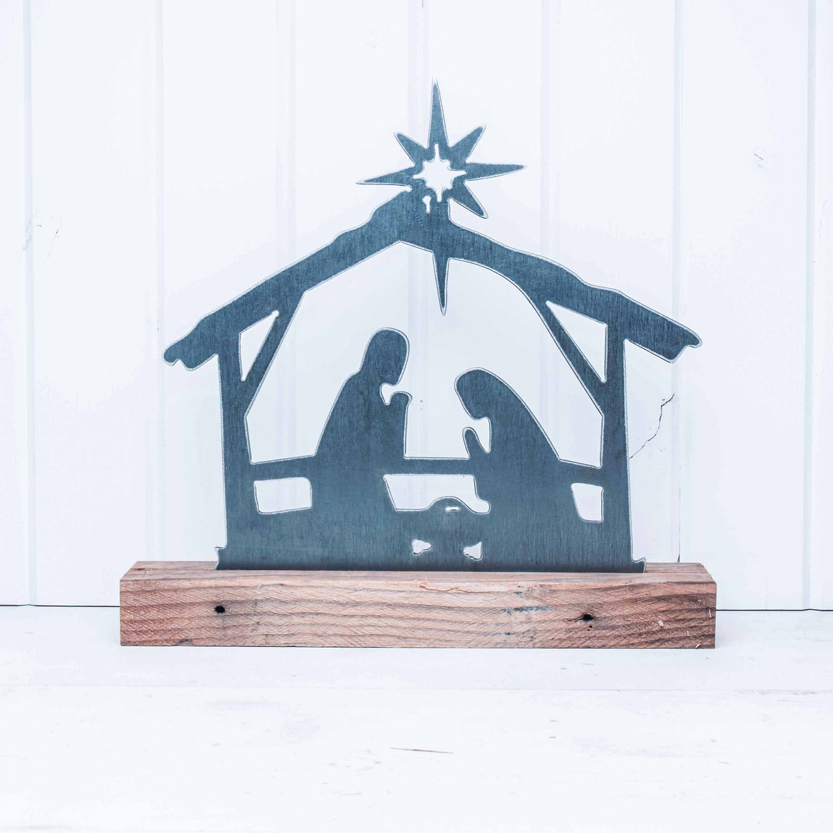 Manger for 12-inch Nativity Set – Prairie Oaks Designs